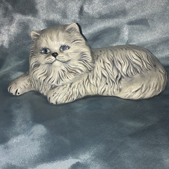 Accents | Vintage Alberta Cat Figure | Poshmark